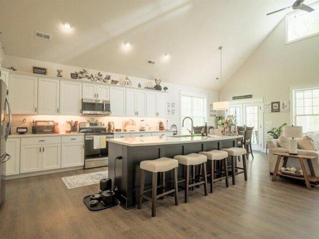house with 5 bedroom, Bloomington IN ES103500871