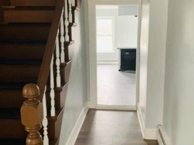 house with 5 bedroom, Blackstone MA ES103128193