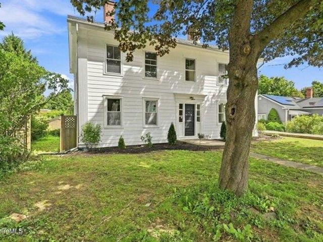 house with 5 bedroom, Blandford MA ES105174401