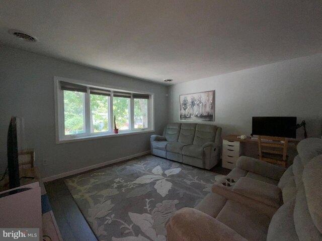 house with 5 bedroom, Browns Mills NJ DS102314640