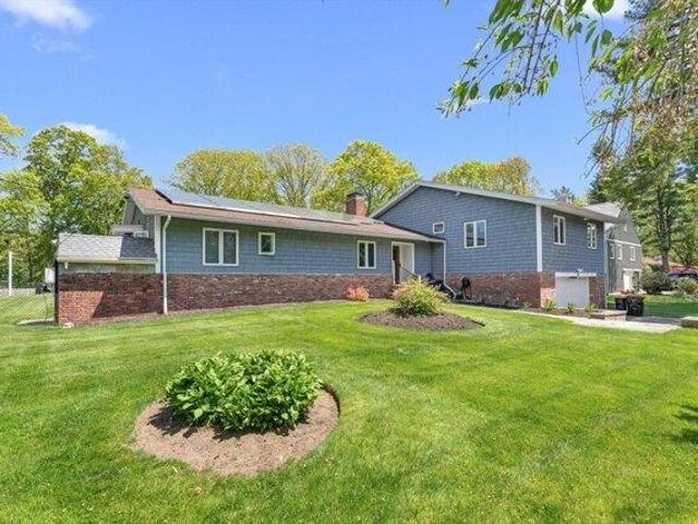 house with 5 bedroom, Brockton MA DS104044548