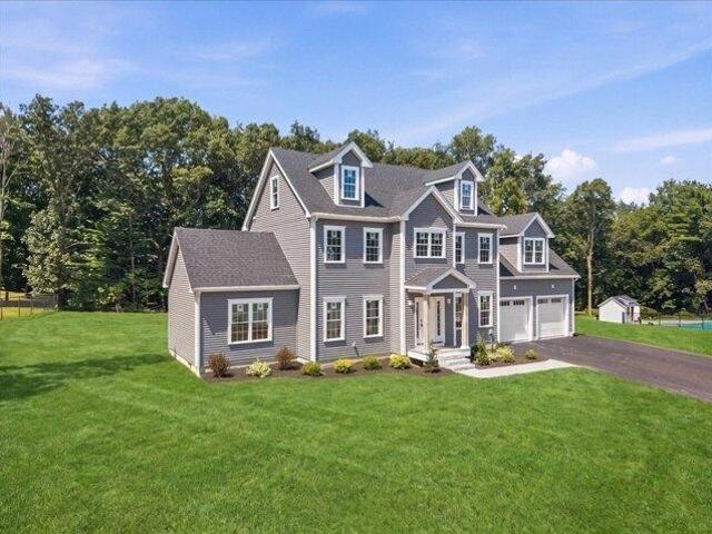 house with 5 bedroom, Brockton MA ES104809388
