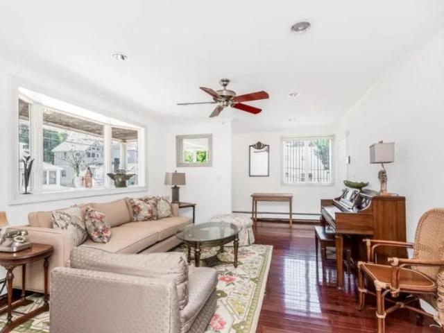 house with 5 bedroom, BRONX NY ES103619204