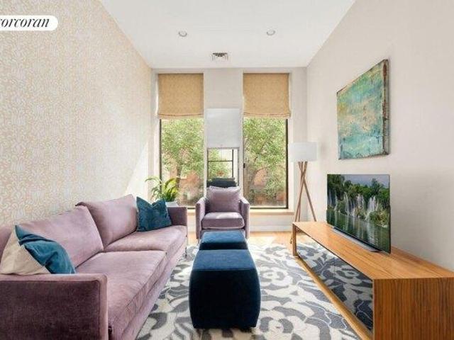 house with 5 bedroom, Brooklyn NY DLS101781432