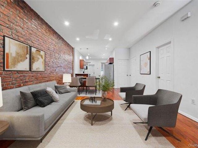 house with 5 bedroom, Brooklyn NY DLS101800362