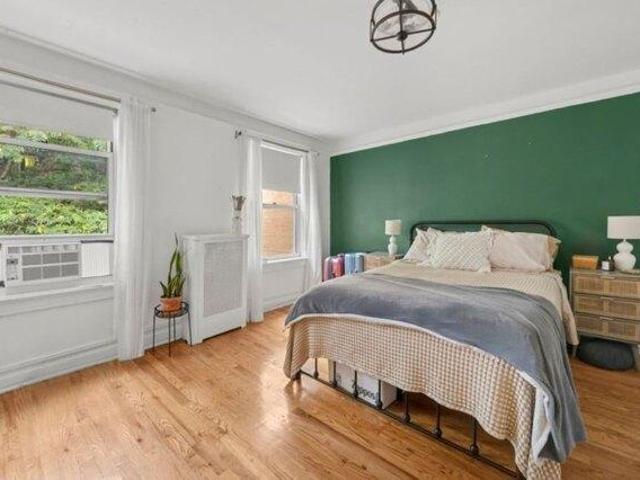 house with 5 bedroom, Brooklyn NY DS101802075
