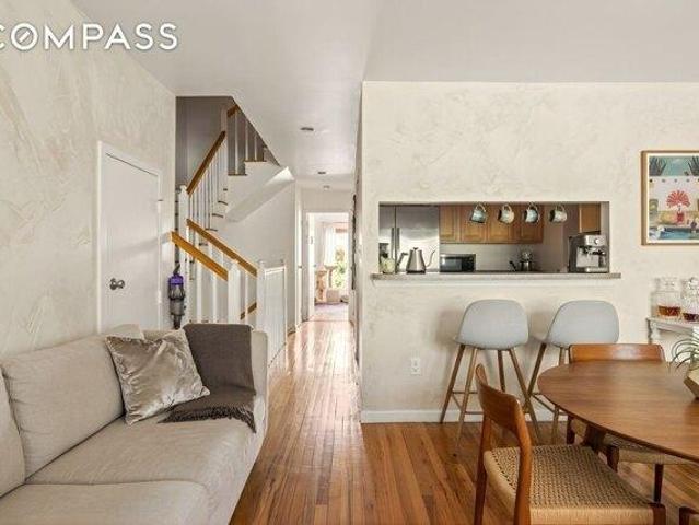 house with 5 bedroom, Brooklyn NY DS102561630