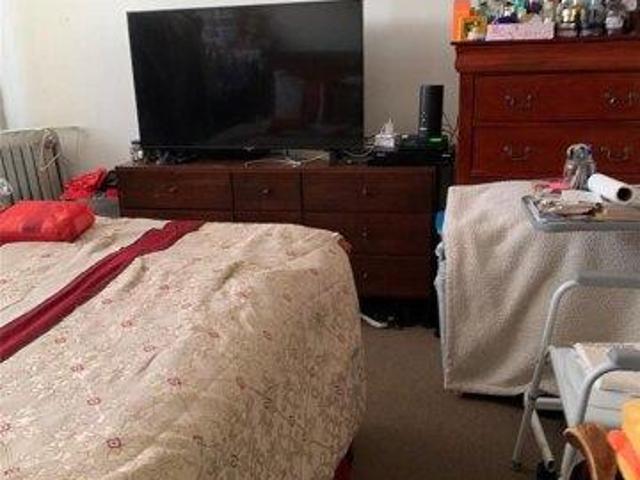 house with 5 bedroom, Brooklyn NY ES105203289