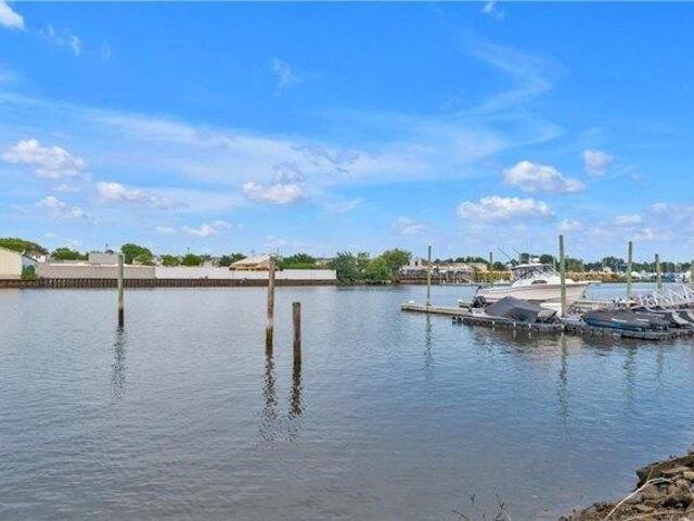 house with 5 bedroom, Brooklyn NY ES105203484