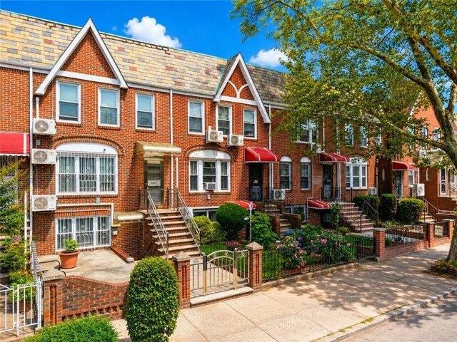 house with 5 bedroom, Brooklyn NY ES105203654