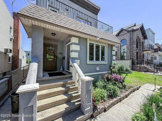house with 5 bedroom, Brooklyn NY ES105206658