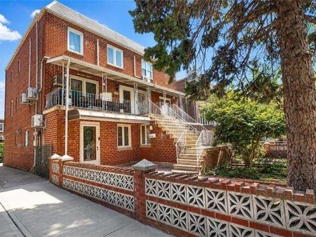 house with 5 bedroom, Brooklyn NY ES105207179