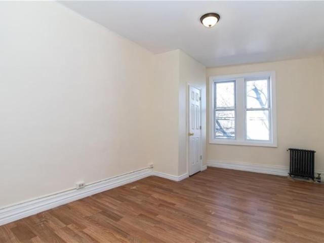 house with 5 bedroom, BROOKLYN NY ES97255073