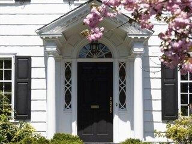 house with 5 bedroom, Brookline MA DLS102592525