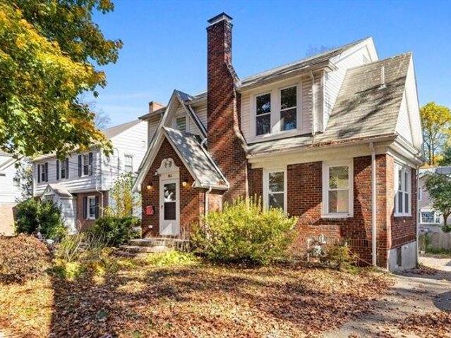 house with 5 bedroom, Brookline MA DS102447318