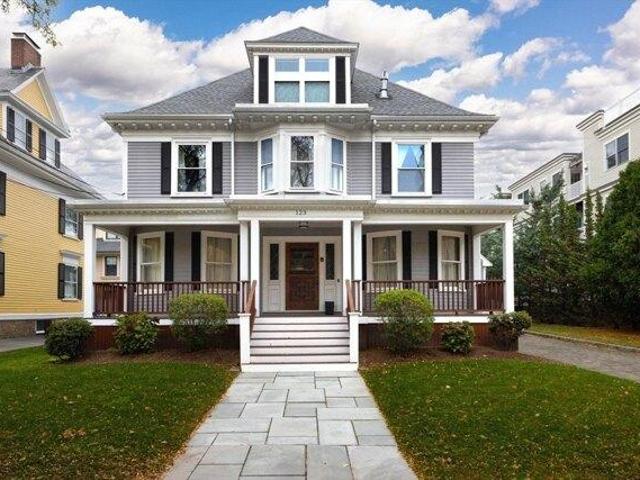 house with 5 bedroom, Brookline MA DS102708155