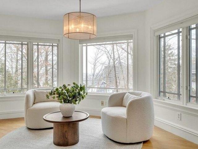 house with 5 bedroom, Brookline MA ES103808412
