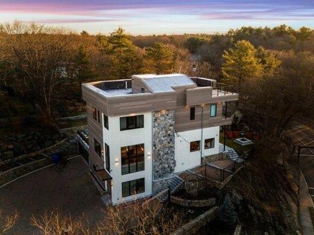 house with 5 bedroom, Brookline MA ES103018719