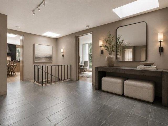 house with 5 bedroom, Brookline MA ES105230191