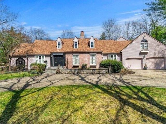 house with 5 bedroom, Braintree MA DLS102561627