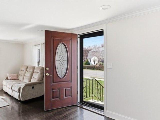house with 5 bedroom, Braintree MA DLS102762032