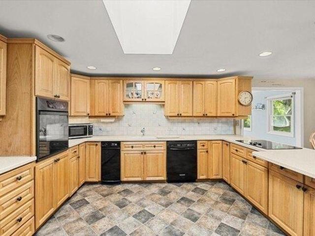 house with 5 bedroom, Braintree MA DS103622141