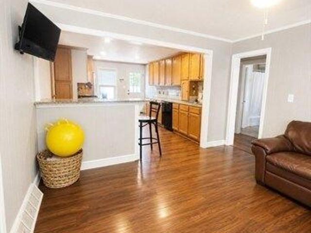 house with 5 bedroom, Bridgewater MA ES104008488
