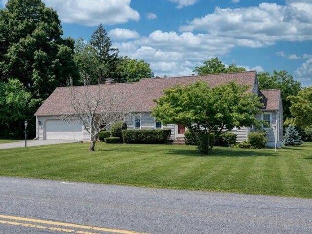 house with 5 bedroom, Bridgewater MA ES105109522
