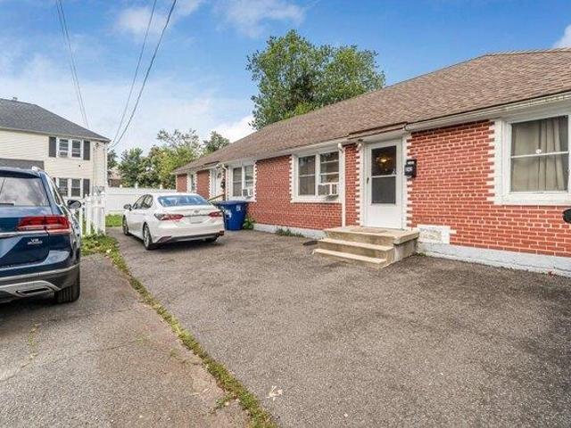 house with 5 bedroom, Bridgeport CT DLS101656402