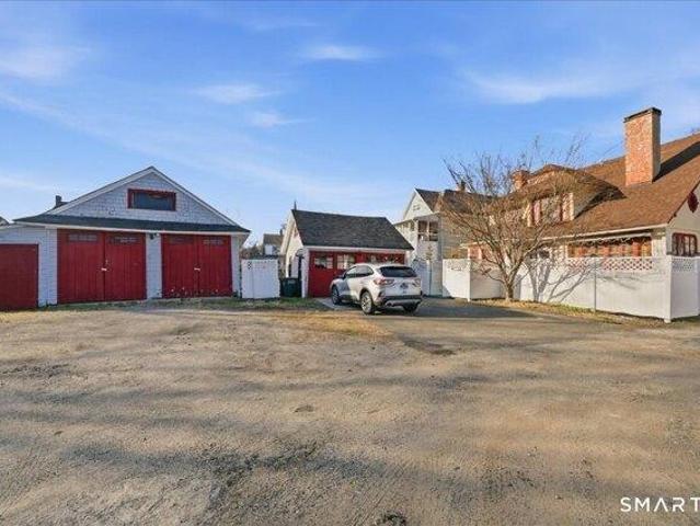 house with 5 bedroom, Bridgeport CT ES104568616