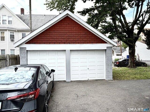 house with 5 bedroom, Bridgeport CT ES105173386