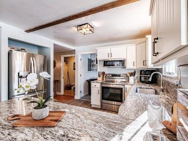 house with 5 bedroom, Bridgton ME DLS102801626