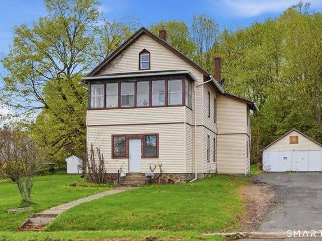 house with 5 bedroom, Bristol CT DLS102477677