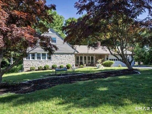 house with 5 bedroom, Bristol CT ES104851796