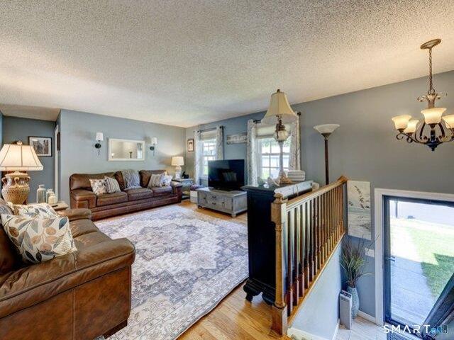 house with 5 bedroom, Bristol CT ES104906076