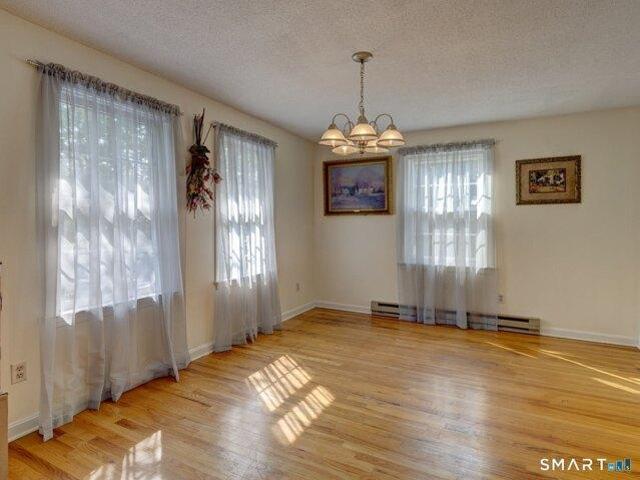 house with 5 bedroom, Bristol CT ES105173099
