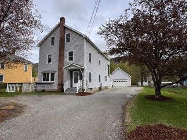 house with 5 bedroom, Bristol VT ES105127443