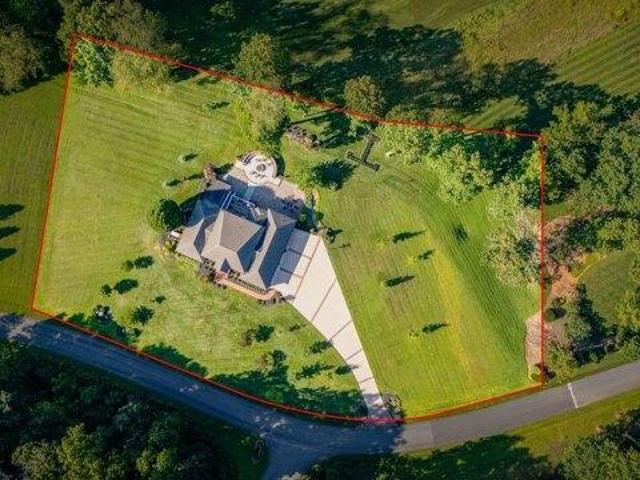 house with 5 bedroom, Bristol VA ES104899889