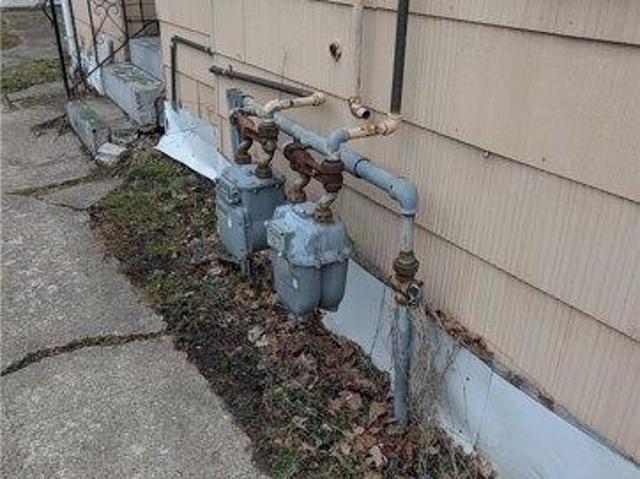 house with 5 bedroom, Buffalo NY ES103621486