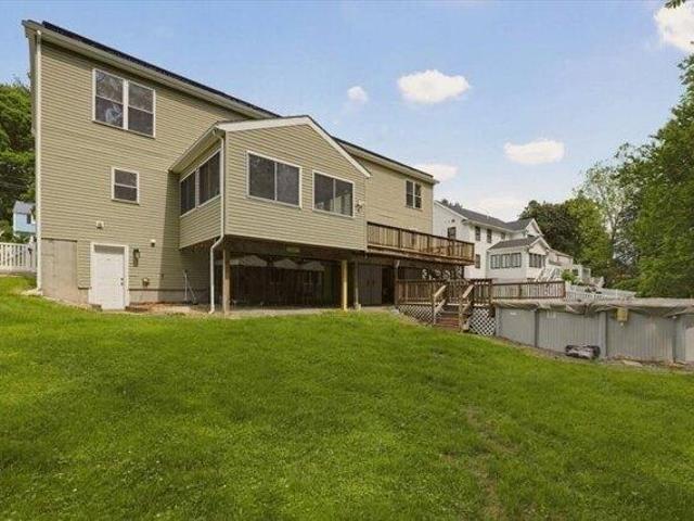 house with 5 bedroom, Burlington MA DS104010830
