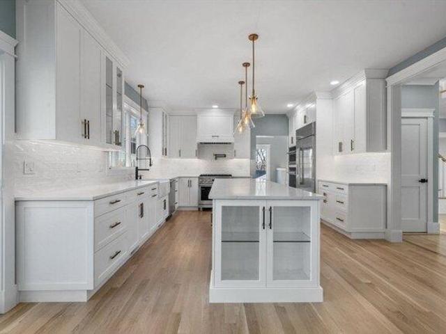 house with 5 bedroom, Burlington MA DS103074237