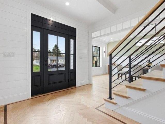 house with 5 bedroom, Burlington MA DS103432797