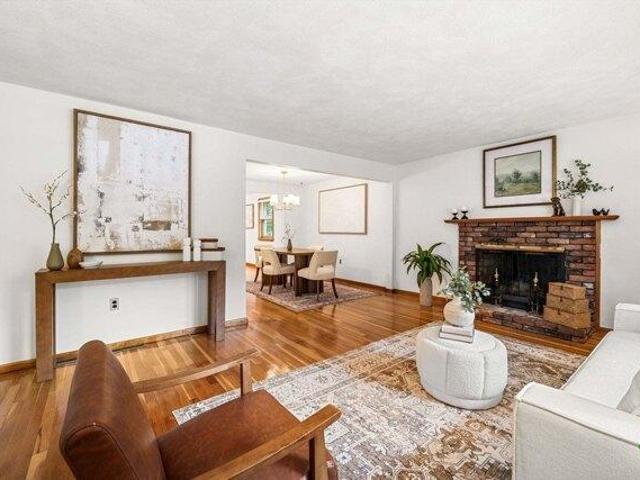 house with 5 bedroom, Burlington MA ES105059487