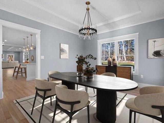 house with 5 bedroom, Burlington MA ES103808053