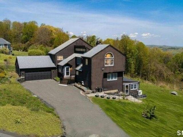 house with 5 bedroom, Burlington CT DLS102778493