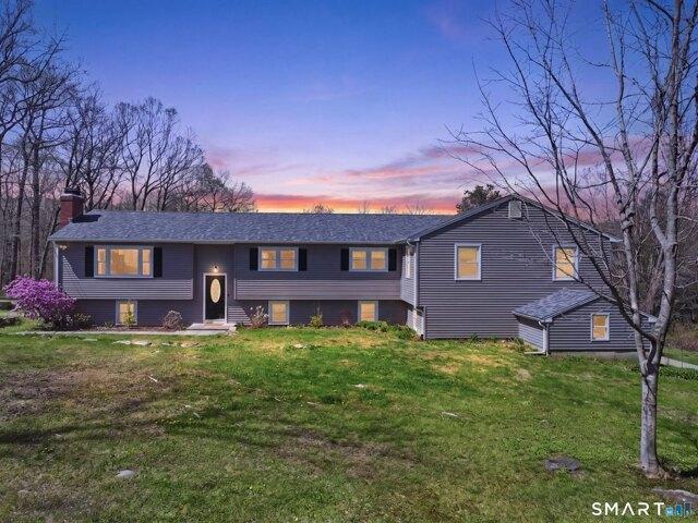 house with 5 bedroom, Burlington CT ES103969048