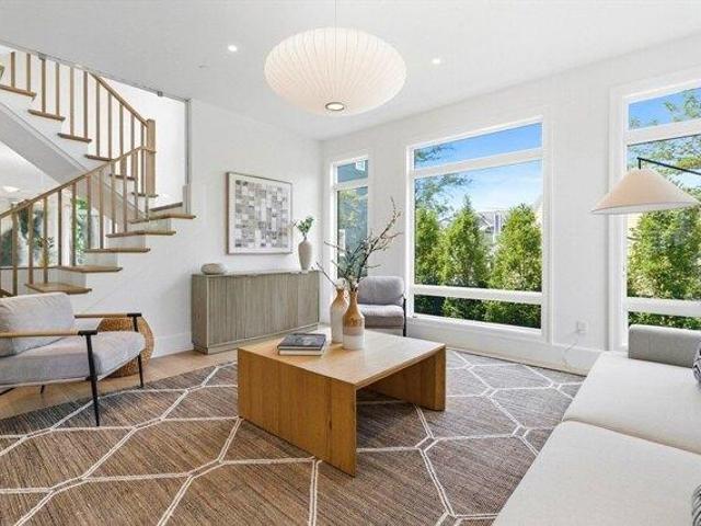 house with 5 bedroom, Cambridge MA ES105059096