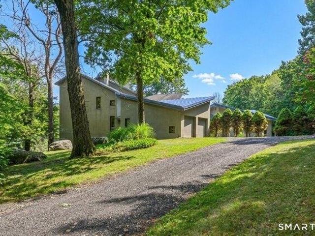 house with 5 bedroom, Canton CT ES105141665