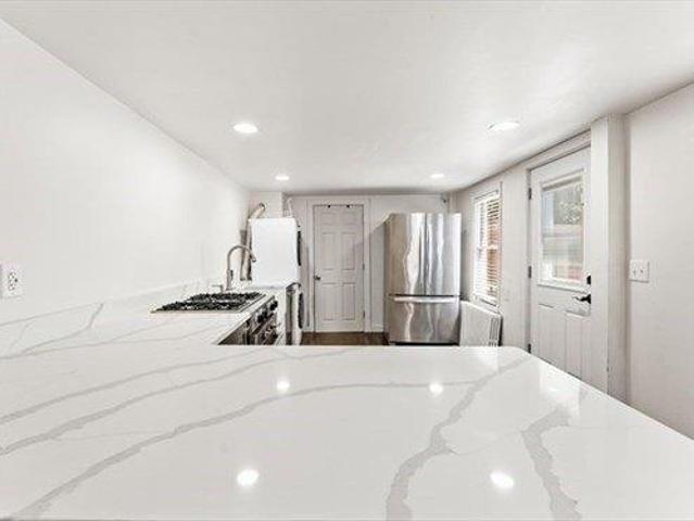house with 5 bedroom, Canton MA DS101933448