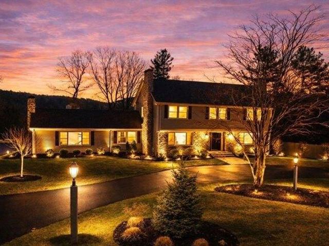 house with 5 bedroom, Canton MA DS101933149